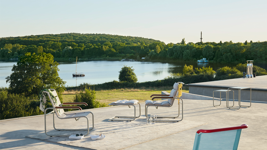 Tubular steel classics for outdoor use